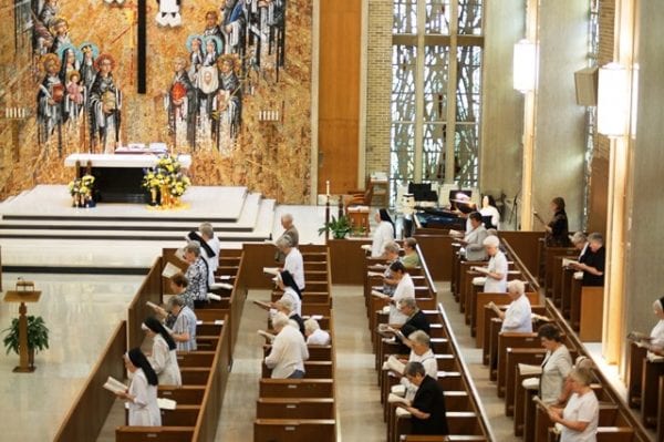 Dominican Religious Life: An Historical Perspective - Dominican Sisters ...